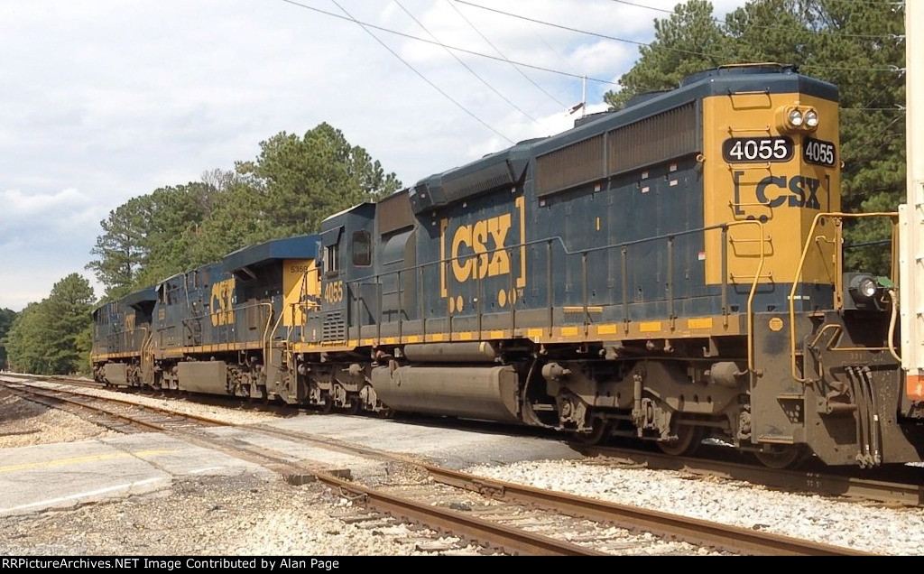 CSX 996, 5359, and 4055 roll across Goodson Rd